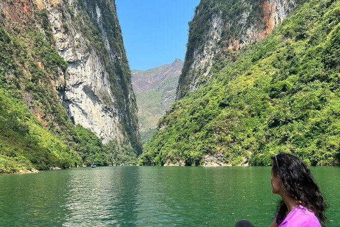 Guided Multi-2D/ 3D/ 4D Motorbike with JASMINE Tour in Ha Giang - Key Points