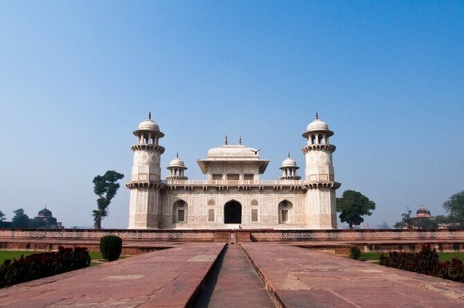 Guided Private Day Tour to Taj Mahal Agra - Key Points