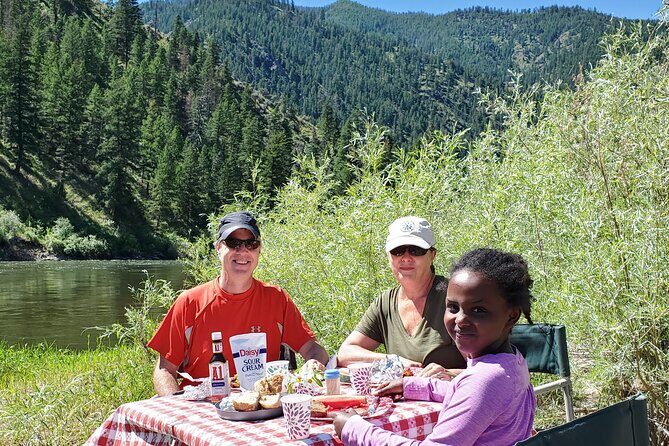 Guided Scenic Float Day Trip on the Salmon River - Guides and Logistics
