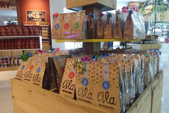 Guided Shopping Tour - Rum tasting, chocolate factory, Cigar factory - The Sum Up