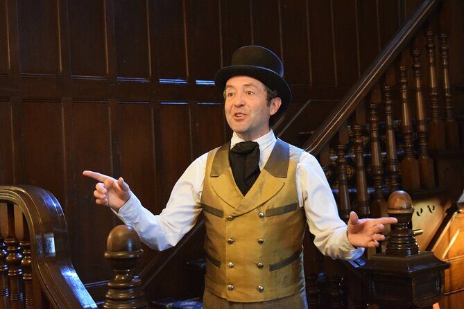 Guided Tour and Quebec Gins at the Quebec Garrison Club - Introduction: A Unique Blend of History and Spirits