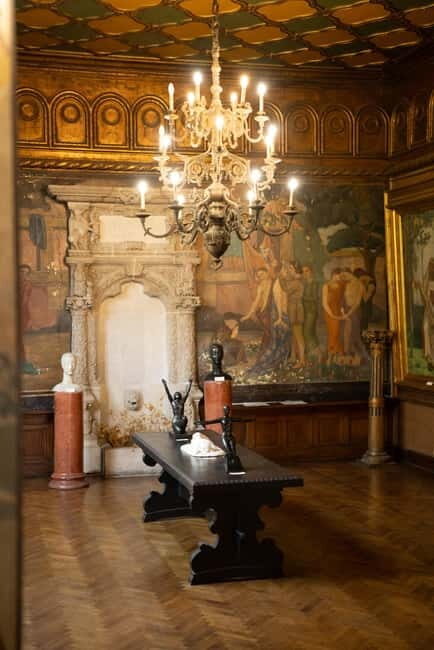 Guided Tour at Museum Frederic and Cecilia Cutescu Storck - Key Points