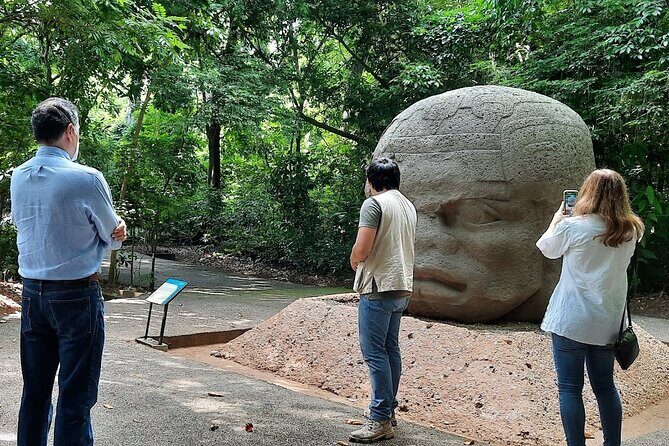 Guided Tour by the Olmec Stone Men - The Sum Up