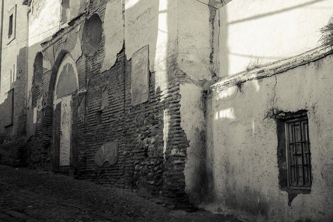 Guided tour Conspiracy in the Albaicín - Itinerary Breakdown: What to Expect