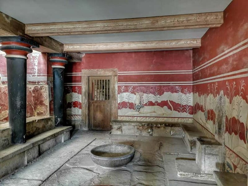 Guided Tour Knossos Palace in English - What Travelers Say