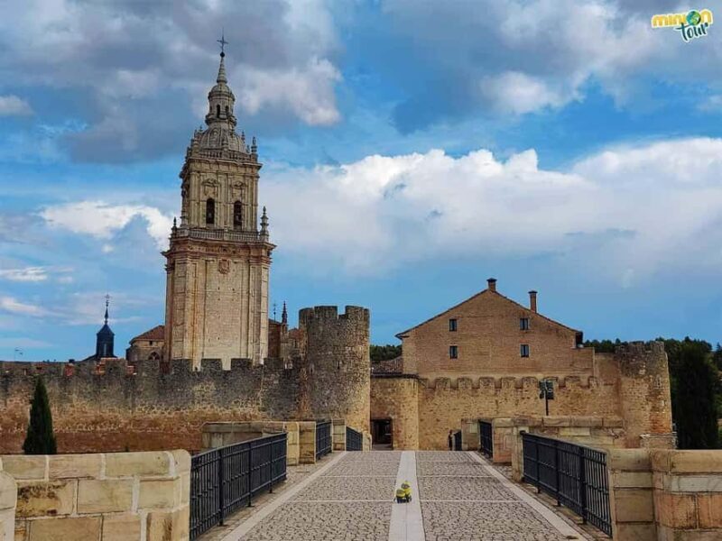 Guided tour of Burgo de Osma (by ECO-BUS) - FAQs