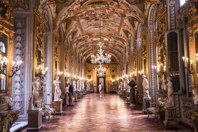 Guided Tour of Galleria Doria Pamphilj: Art & History - Key Points