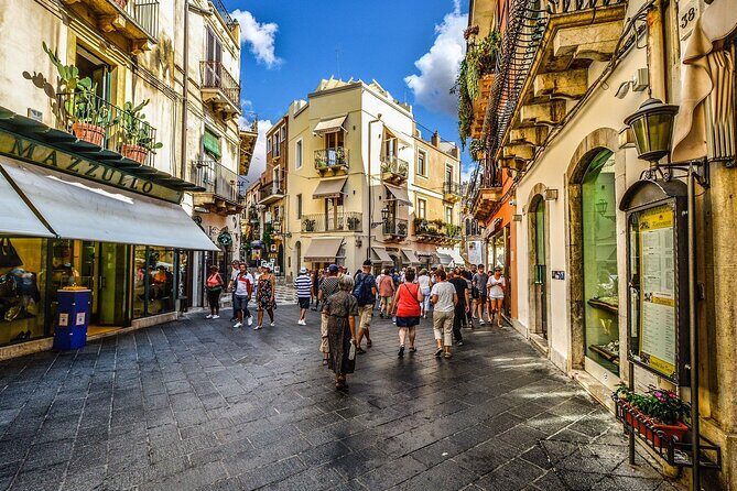 Guided tour of Giardini Naxos, Castelmola, Taormina from Catania - Frequently Asked Questions