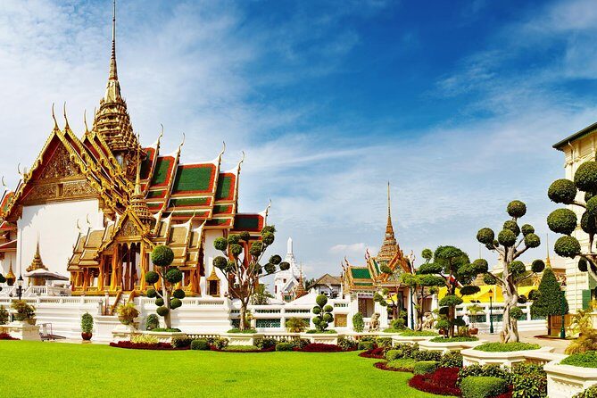 Guided Tour of Grand Palace & Emerald Buddha Temple in Bangkok - Who Will Enjoy This Tour?