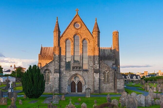 Guided tour of Kilkenny in French with an Irish guide - Guided Tour of Kilkenny in French with an Irish Guide — A Detailed Look