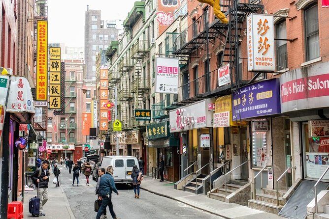Guided tour of Lower East Side, Chinatown and Little Italy in French - Authentic English-Language Reviews
