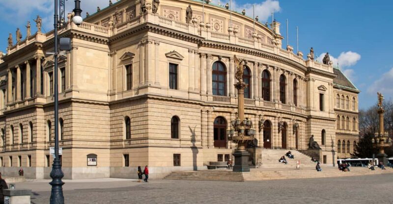 Guided Tour of Malá Strana and Hradany - Why This Tour Stands Out