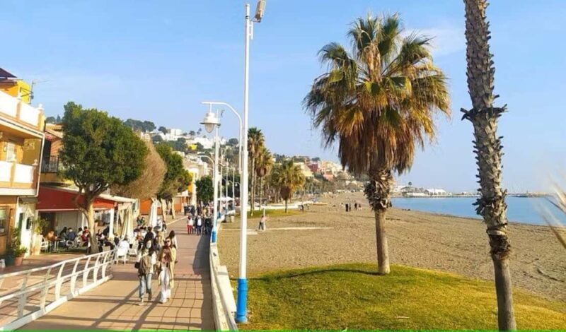 Guided tour of Malaga fishing scene with cooking workshop - Visiting the Casa de Banos and the Fishing Heritage