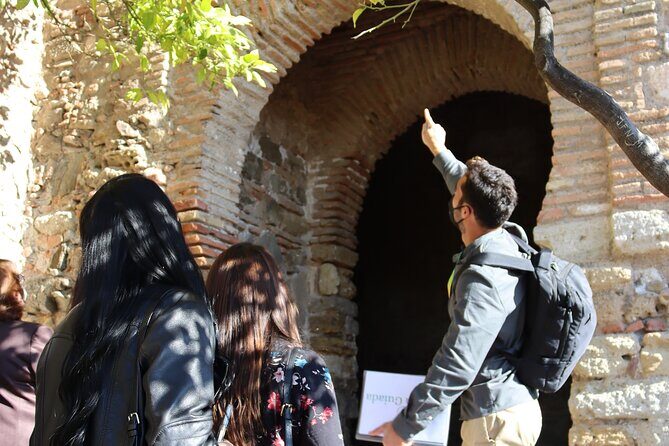Guided tour of Malaga with tasting of typical products - In The Sum Up