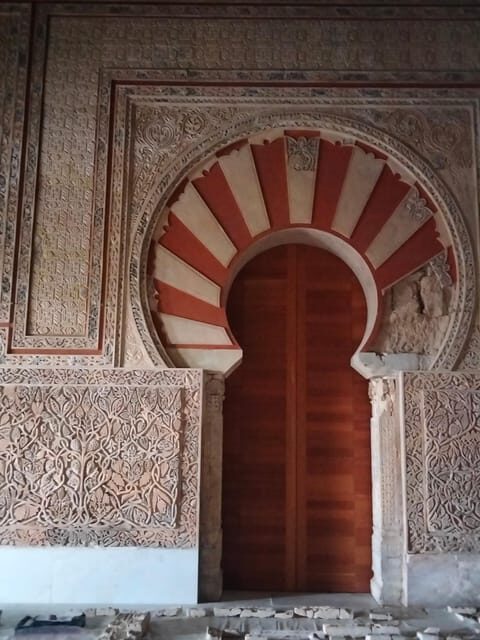Guided tour of Medina Azahara only in french - Small Group Experience Offers Personal Connection