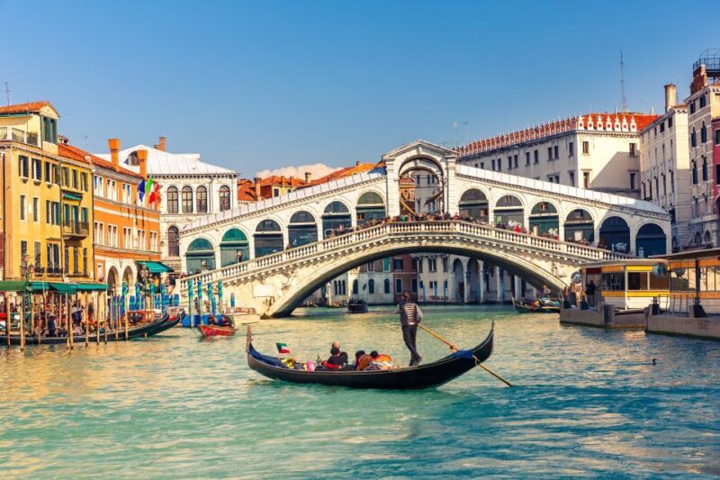 Guided Tour of Murano, Burano and Torcello from Venice - The Cost and Its Value