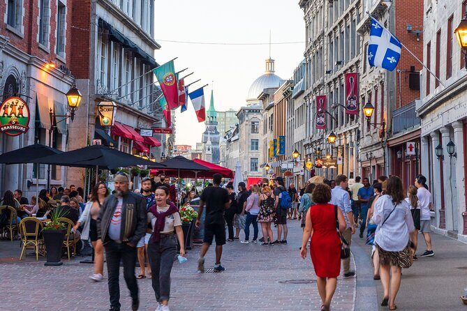 Guided tour of Old Montreal followed by a boat cruise EN - Key Points