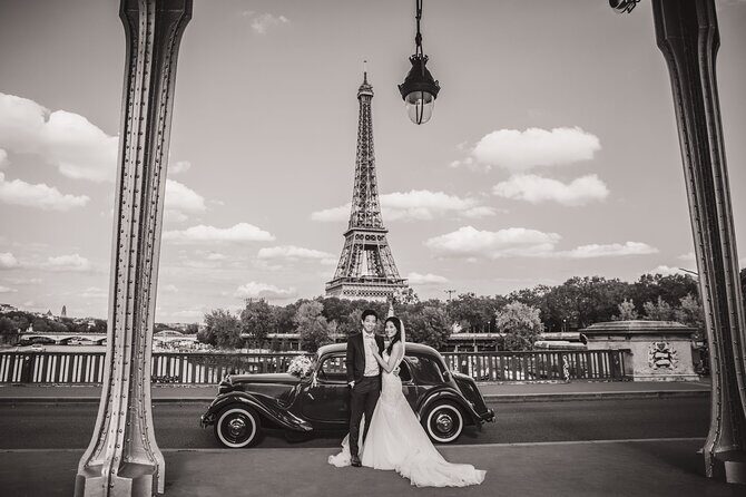 Guided tour of Paris in Citroën Traction Avant or DS 21 - In The Sum Up
