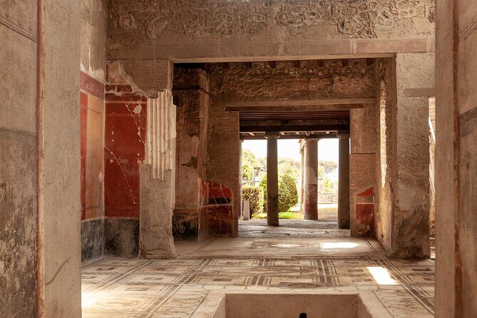 Guided Tour of Pompei, Lunch and Wine from Sorrento - Authentic Experiences and What Travelers Say
