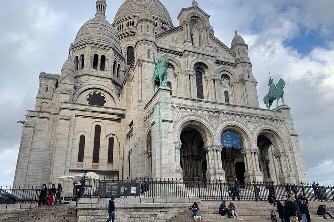 Guided Tour of Sacré-Coeur and Montmartre - Who Is This Tour Best For?