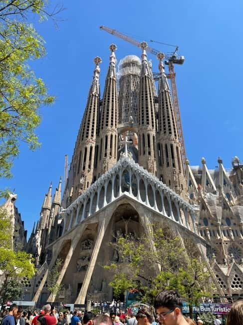 Guided Tour of Sagrada Familia - Gaudi's dream - Introduction