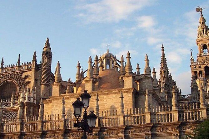 Guided Tour of Santa Cruz Jewish Quarter, Alcázar, and Cathedral - The Sum Up