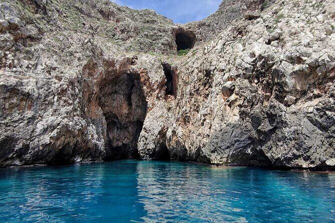 Guided Tour of the Adriatic or Ionian Caves of 1 hour and 30 minutes - Introduction: A Dive into the Caves of Lecce