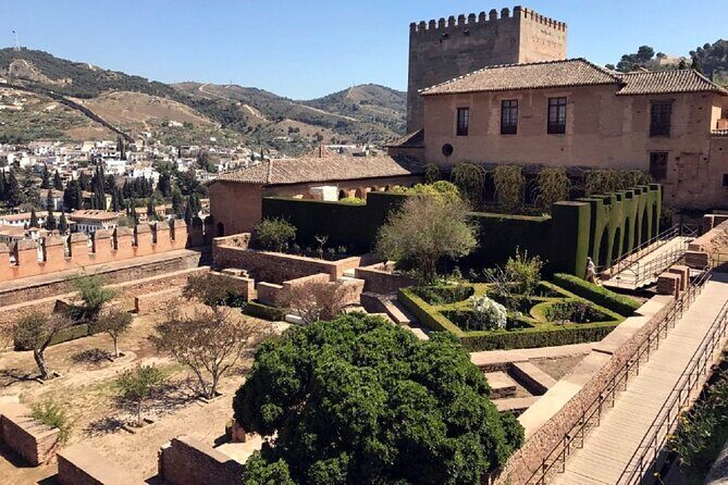 Guided tour of the Alhambra: Generalife and its gardens - FAQs