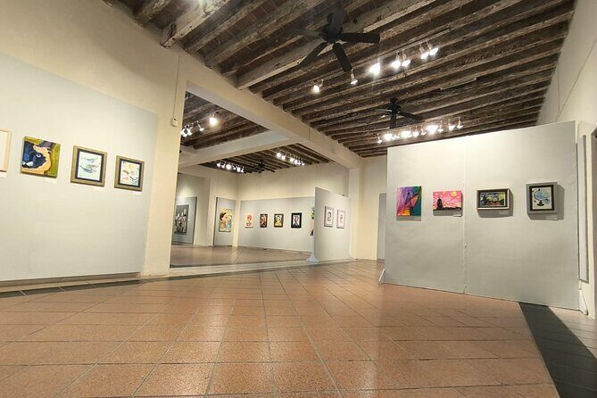 Guided tour of the art galleries of the Historic Center - FAQ