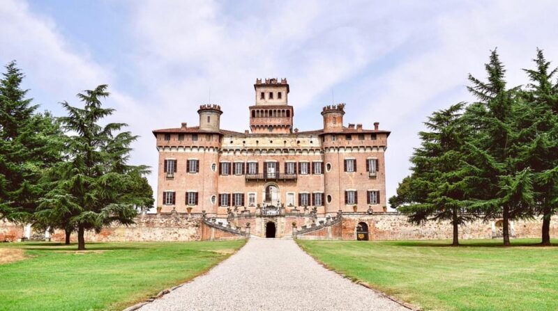 Guided tour of the Castle of Chignolo Po - Key Points