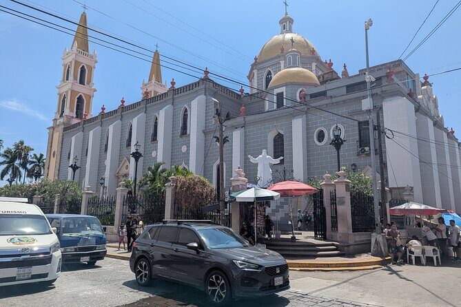 Guided tour of the cathedral and its surroundings - Key Points