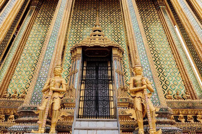 Guided Tour of The Grand Palace and Temple of the Emerald Buddha - Authentic Experiences and Traveler Insights