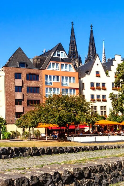 Guided tour of the historic center of Colonia - The Sum Up