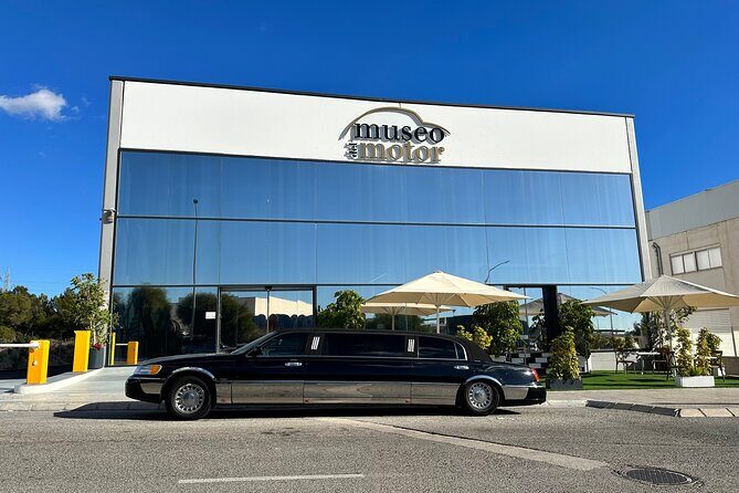Guided tour of the Motor Museum with limousine transportation - Who will enjoy this experience the most?