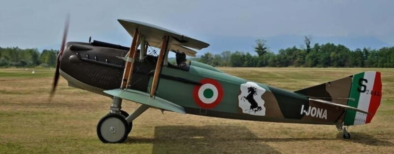 Guided tour of the Museum of Old Flying Machines - An Introduction to the Experience