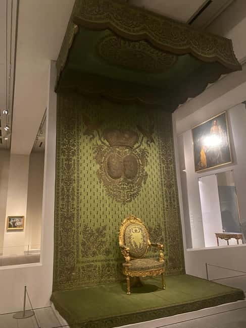 Guided Tour of The Royal Collections Gallery - Who Should Consider This Tour?
