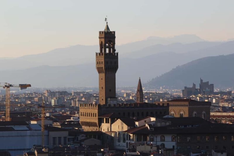 Guided tour: Palazzo Vecchio in English. - Key Points