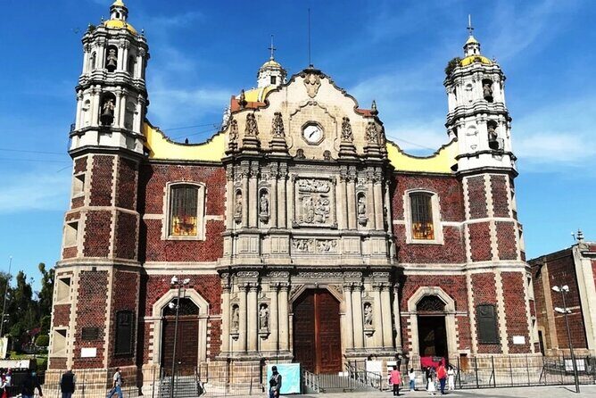 Guided tour POR the Basilica DE Guadalupe with architect - Frequently Asked Questions