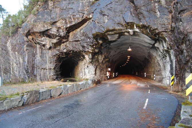 GUIDED TOUR: Secrets of the Fjords - the Osterfjord and Mo, 6.5 hours - The Return Journey and Final Highlights