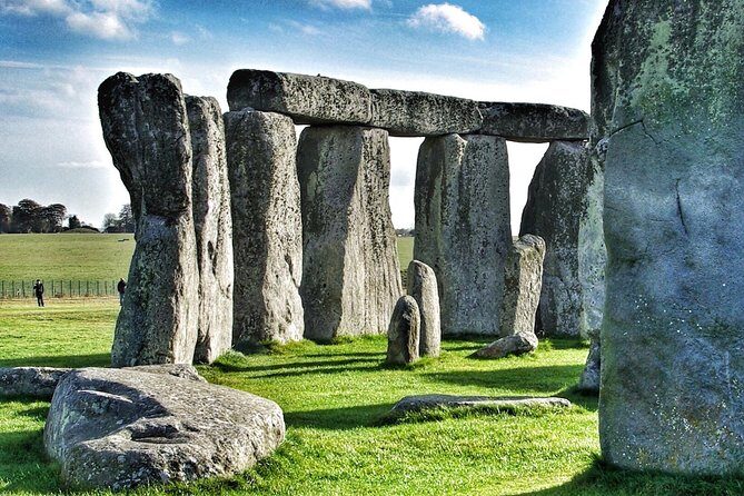 Guided tour to Bath & Stonehenge from Cambridge by Roots Travel. - FAQ