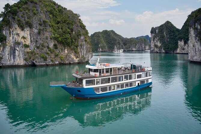 Guided Tour to Ha Long Bay for 3 Days and 2 Nights - Who Should Consider This Tour?
