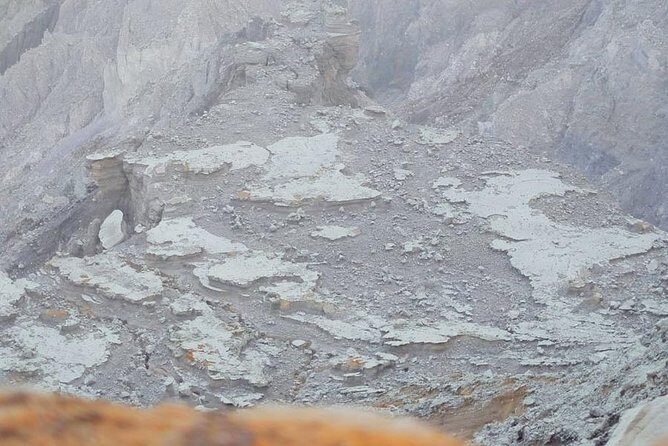 Guided Tour to Ijen Crater Blue Fire - FAQ