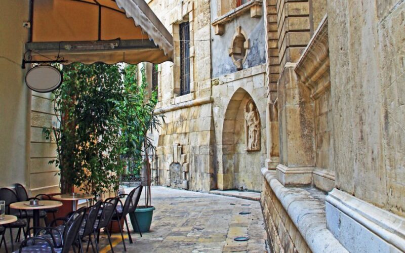 Guided Tour to Knossos Palace, Heraklion City & Minoan Farm - Practicalities and Tips