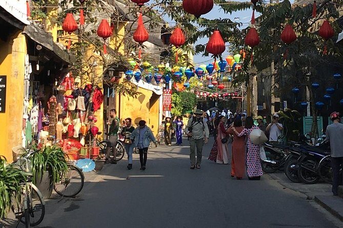 Guided Tour to Marble Mountains & Hoi An Walking Tour , Night Market, Boat Ride - What the Reviews Tell Us