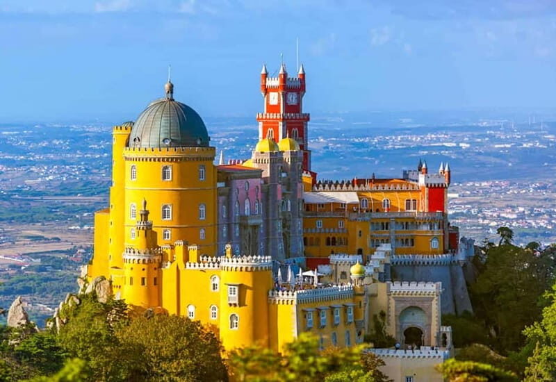 Guided Tour to Sintra, Pena,Regaleira,Cabo da Roca & Cascais - Key Points