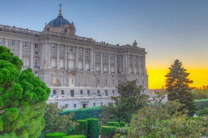Guided tour to the Royal Palace of Madrid - The Guides: Making History Engaging