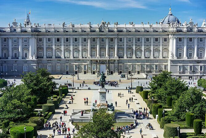 Guided tour to the Royal Palace of Madrid - Practical Tips for Travelers