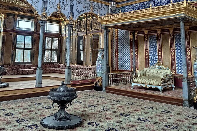 Guided Tour to Topkapi Palace with Skip-the-Line Entry Ticket - Who Will Love This Tour?