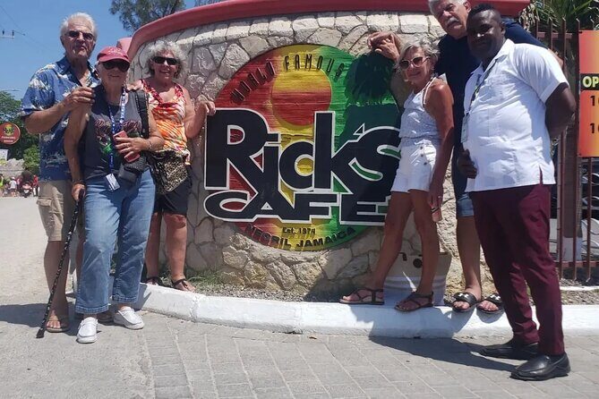 Guided tours, sightseeing trips, transport and excursions - A Closer Look at the Experience