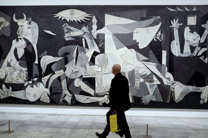 Guided visit to Reina Sofia Museum - Key Points